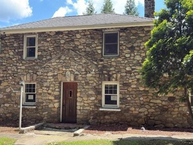 Old Oregon Rd, Cortlandt Manor, Home For Sale
