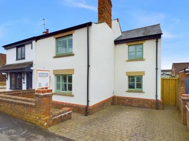 Old Lane, Rainford, 3 Bedroom Semi detached