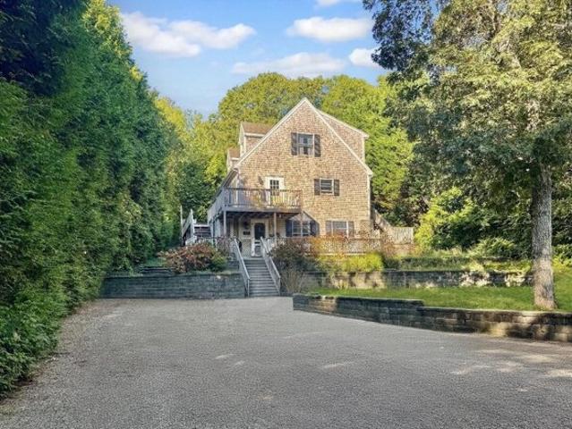 Old Lighthouse Rd, Vineyard Haven, Home For Sale