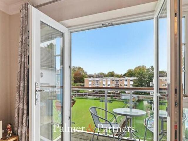 Old Moulsham, Bradford Street, Chelmsford, 2 Bedroom Apartment