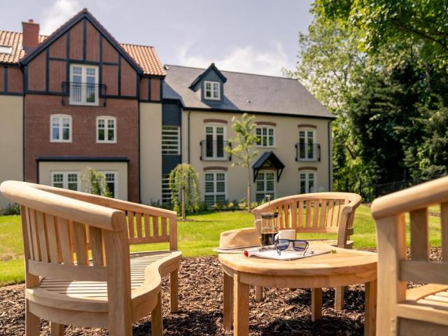 Old Main Road, Bulcote, Burton Joyce. 1 bed retirement property to rent £1,765 pcm £407 pw