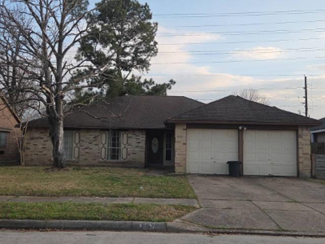 Old Maple Ln