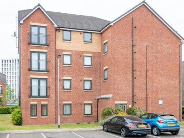 Old Market Street, Blackley, 2 Bedroom Flat