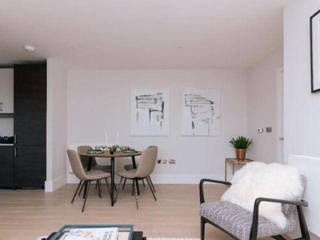 Old Meadow Lane, Hounslow, 2 Bedroom Apartment
