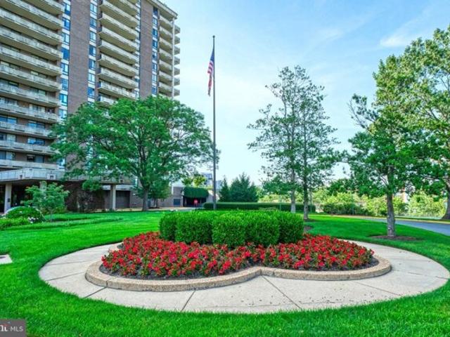 Old Meadow Rd Apt,mclean, Condo For Sale