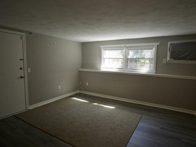 Old Meetinghouse Rd Unit,auburn, Condo For Sale