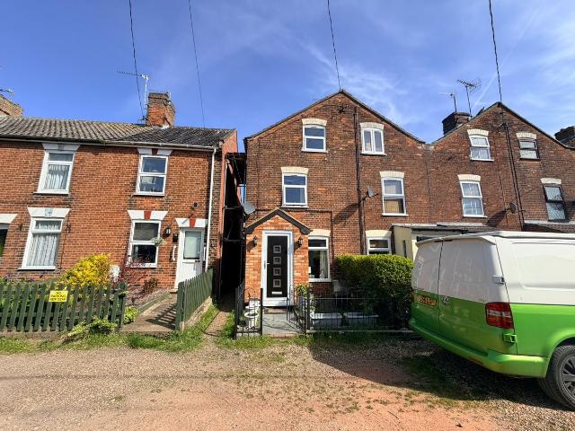 Old Mill Terrace, Beccles NR34, 3 bed end terrace house to rent, £995 pcm | PrimeLocation