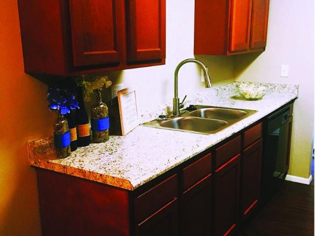 Old Mill Apartments 1 Bedroom Apartment for Rent at 10905 N Mill Ct, Omaha, NE 68154