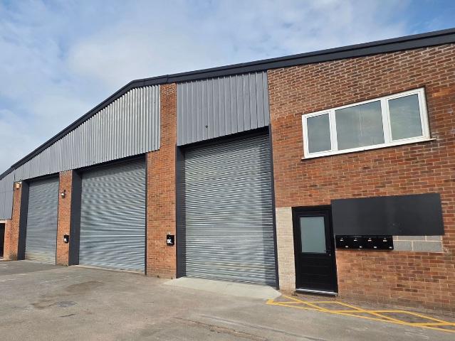 Old Mill Lane Industrial Estate, Mansfield Woodhouse NG19, Property to rent, £1,200 pcm | PrimeLocation