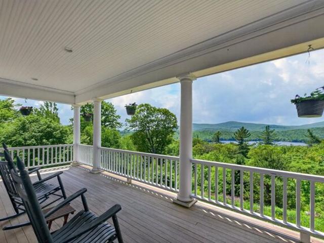 Old Mill Ln, Wilmington, Home For Sale