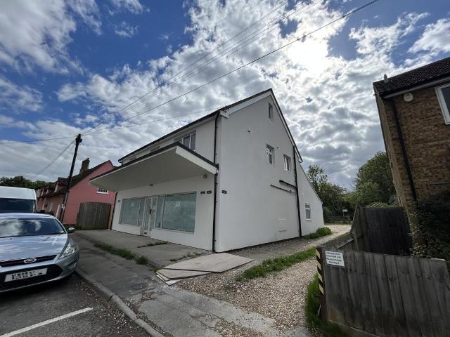 Old North Road, Bassingbourn. 3 bed apartment to rent £1,395 pcm £322 pw