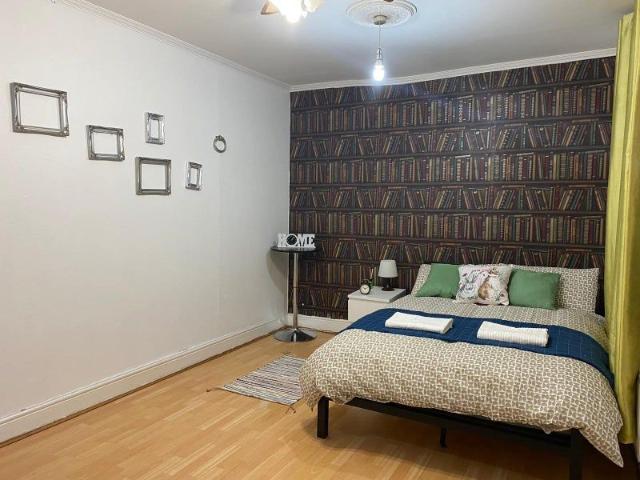 Old Nichol Street, London E2, Room to rent, £1,200 pcm | PrimeLocation