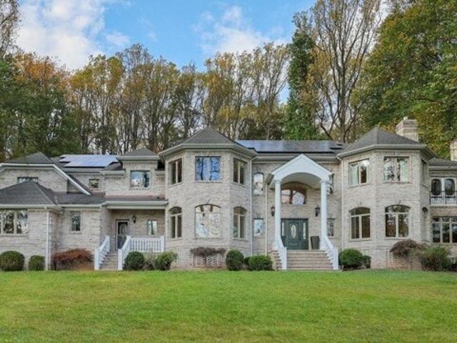 Old Somerset Rd, Watchung, Home For Sale