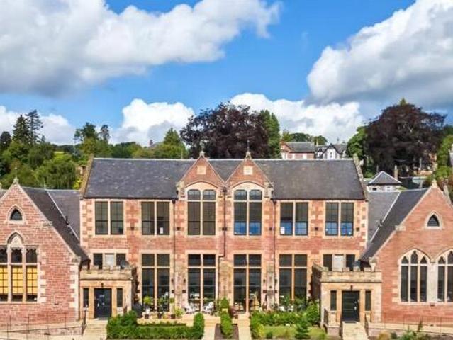 Old School Apartments, Upper Allan Street, 4 Bedroom Property