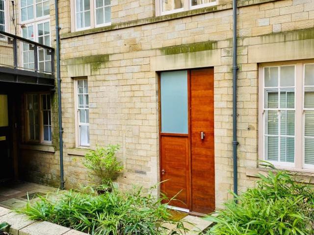 Old School House City centre one bedroom apartment