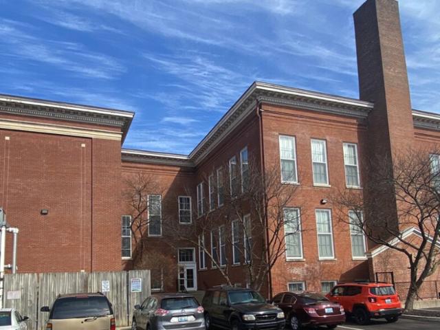 Old School 55+ 1 Bedroom Apartment for Rent at 422 Heywood Ave, Louisville, KY 40208 South Louisville