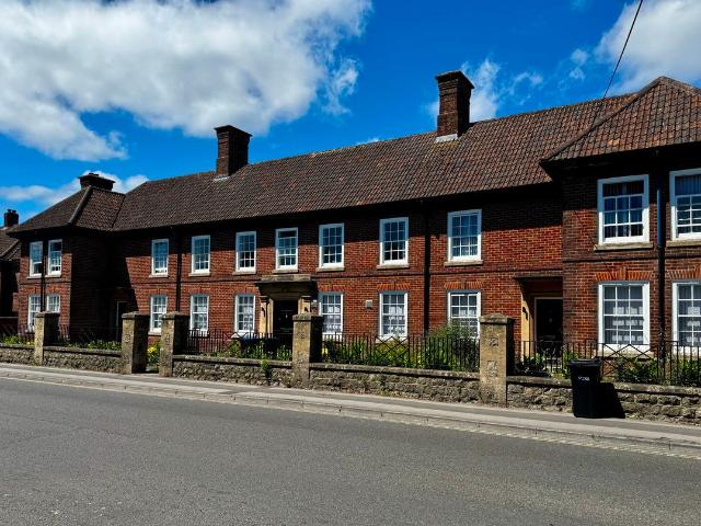 Old Station Yard, Station Road, Warminster BA12, 2 bed flat to rent, £1,350 pcm | PrimeLocation