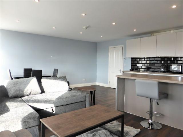 Old Steine, Brighton BN1, 1 bed flat to rent, £1,300 pcm | PrimeLocation