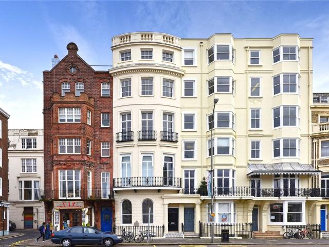 Old Steine, Brighton BN1, 2 bed flat to rent, £1,700 pcm | PrimeLocation
