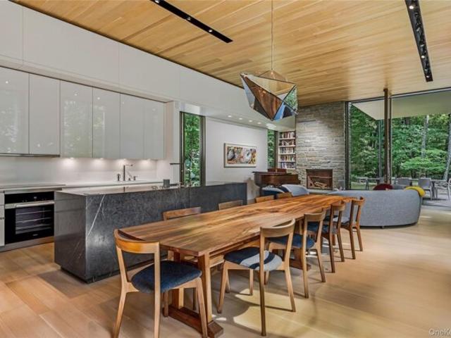 Old Stone Hill Rd, Pound Ridge, Home For Sale