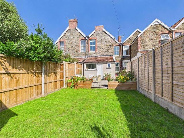 Old Street, Clevedon 3 bed house to rent £1,550 pcm £358 pw