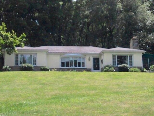 Old Pound Hill Rd, North Smithfield, Home For Sale