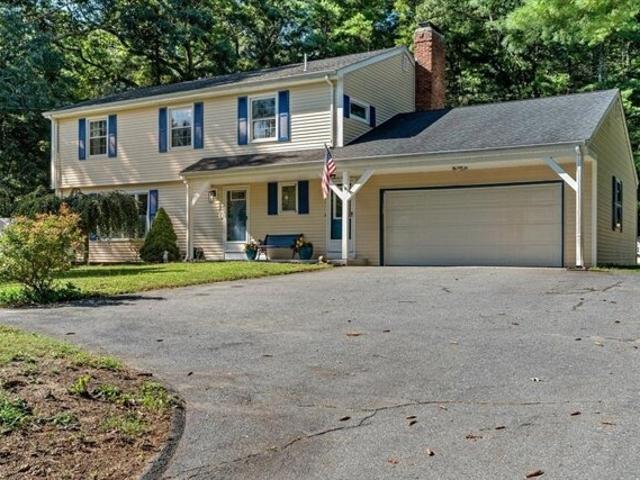Old Powder House Rd, Lakeville, Home For Sale