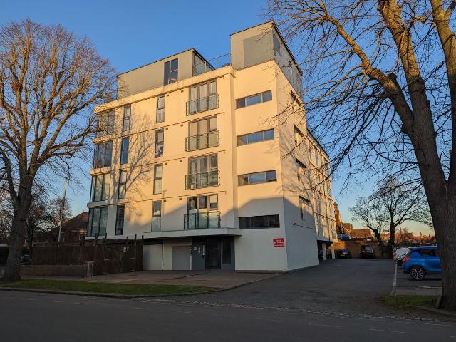 Old Portman House, Bedford MK40, 2 bed flat to rent, £1,300 pcm | PrimeLocation