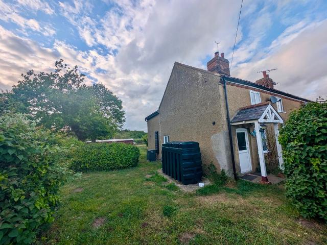 Old Post Office Lane, Sutton, Woodbridge IP12, 3 bed semi detached house to rent, £1,250 pcm | PrimeLocation