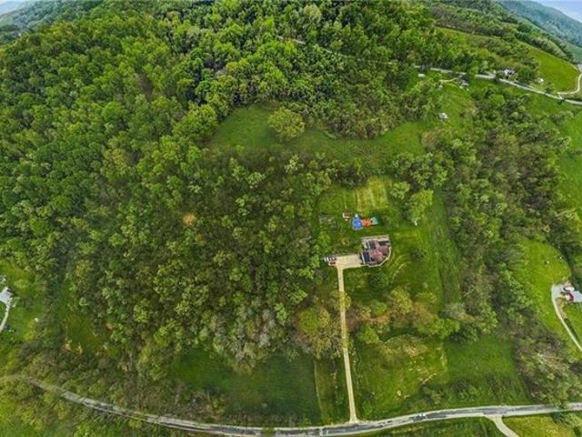 Old Post Rd, Prosperity, PA 15329