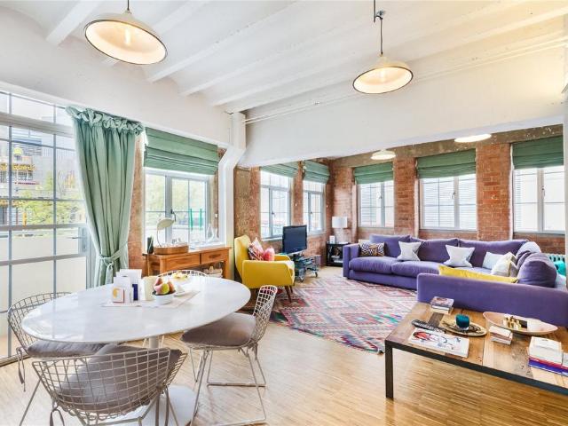 Old Paint Factory Apartments, 1. 1 bed apartment to rent £2,500 pcm £577 pw