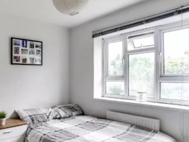 Old Palace Primary School, St Leonard's Street, Bromley by Bow, London, E3 3BT, United Kingdom | Room for rent #154589063 | Rentberry