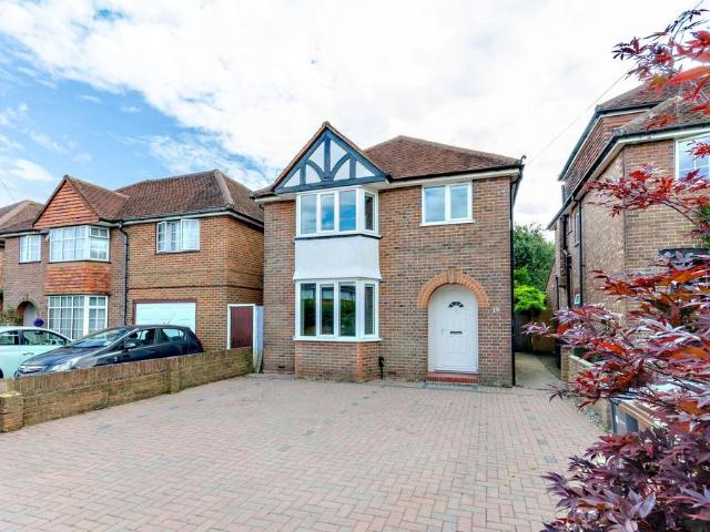 Old Palace Road, Guildford, GU2 5 bed detached house to rent £3,500 pcm £808 pw