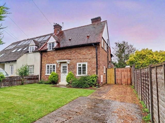 Old Palace Road, Weybridge, KT13