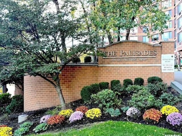 Old Palisade Rd Apt,fort Lee, Condo For Sale