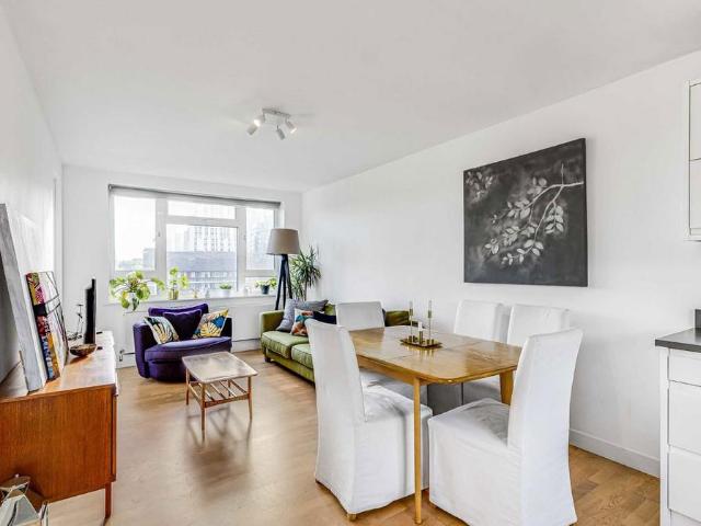 Old Paradise Street, London SE11 2 bed flat to rent £2,500 pcm £577 pw