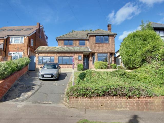 Old Park View, Enfield EN2, 4 bed detached house to rent, £4,250 pcm | PrimeLocation
