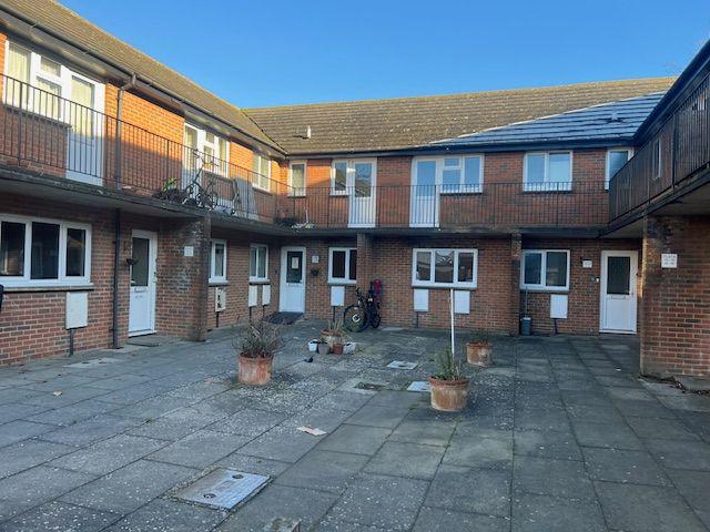 Old Park Avenue, Canterbury CT1, 2 bed flat to rent, £1,100 pcm | PrimeLocation