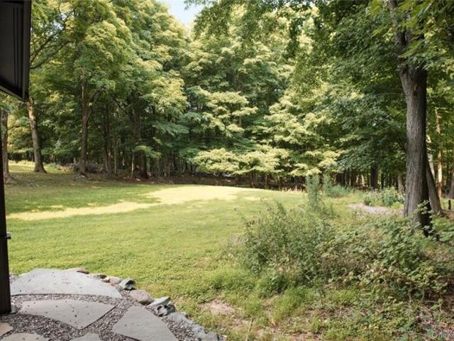 Old Quaker Hill Rd, Monroe, Home For Sale