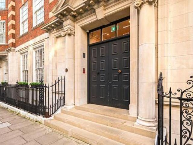 Old Queen Street, London, 3 Bedroom Apartment