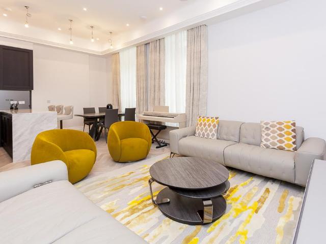 Old Queen Street, London SW1H 2 bed apartment to rent £6,478 pcm £1,495 pw
