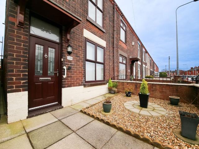 Old Road, Ashton In Makerfield WN4, 3 bed end terrace house to rent, £875 pcm | PrimeLocation