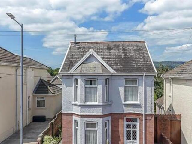 Old Road, Briton Ferry, 3 Bedroom Detached