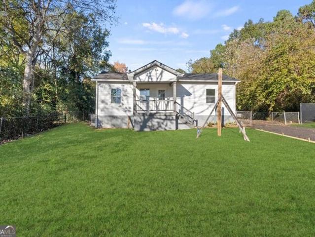 Old Rockbridge Rd, Stone Mountain, Home For Sale