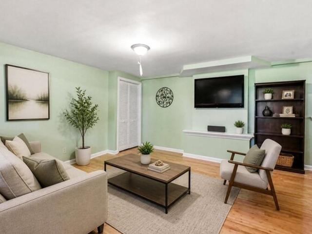 Old Rochester Rd, Somersworth, Home For Sale