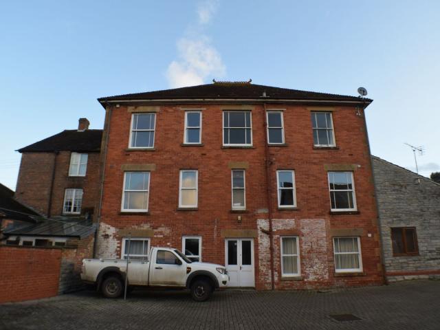 Old Railway Hotel, Westover TA10, 2 bed flat to rent, £895 pcm | PrimeLocation