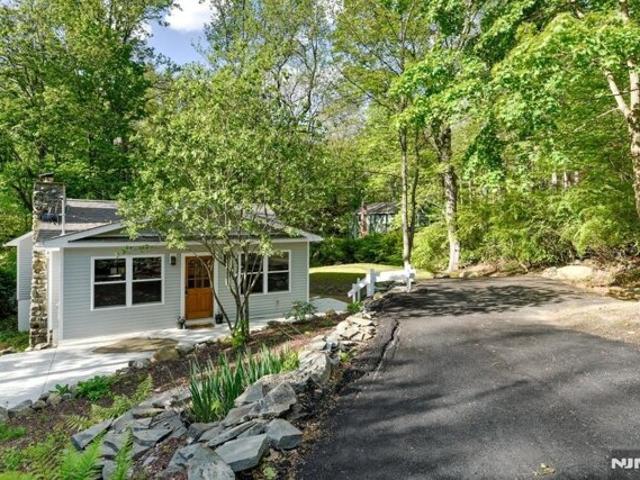Old Rd, Ringwood, Home For Sale