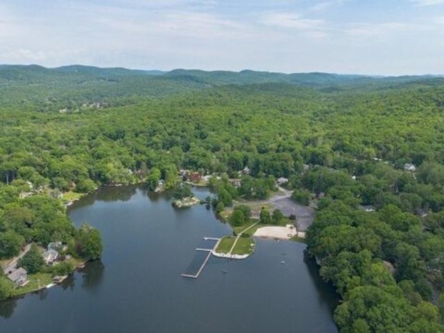 Old Rd, Ringwood, Home For Sale