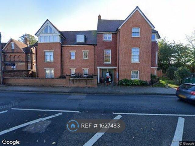 Old Ruttington Lane, Canterbury CT1, 2 bed flat to rent, £1,300 pcm | PrimeLocation