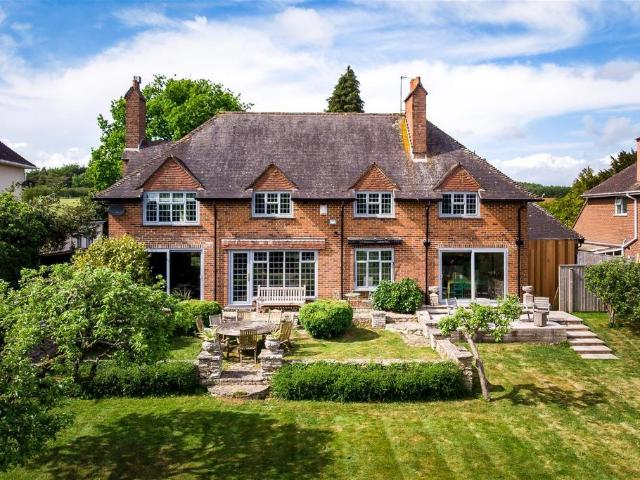 Old Rydon Lane, Exeter 5 bed detached house to rent £3,200 pcm £738 pw